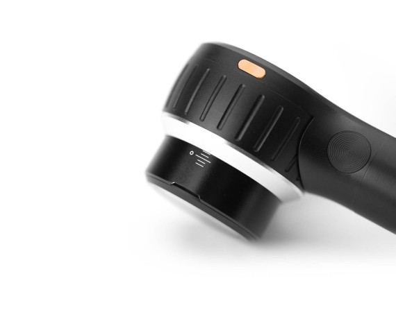 Dermlite DL4 polarized light dermatoscope